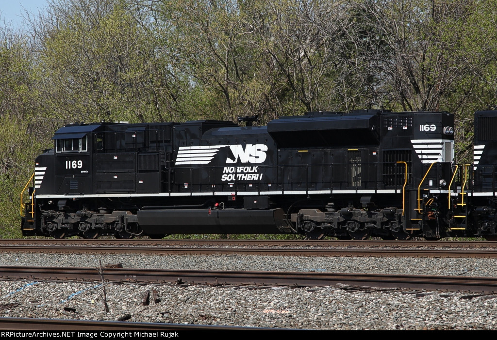 NS 1169